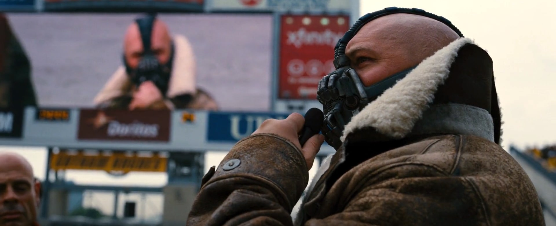 Bane’s Leather Coat From The Dark Knight Rises – Like a Film Star