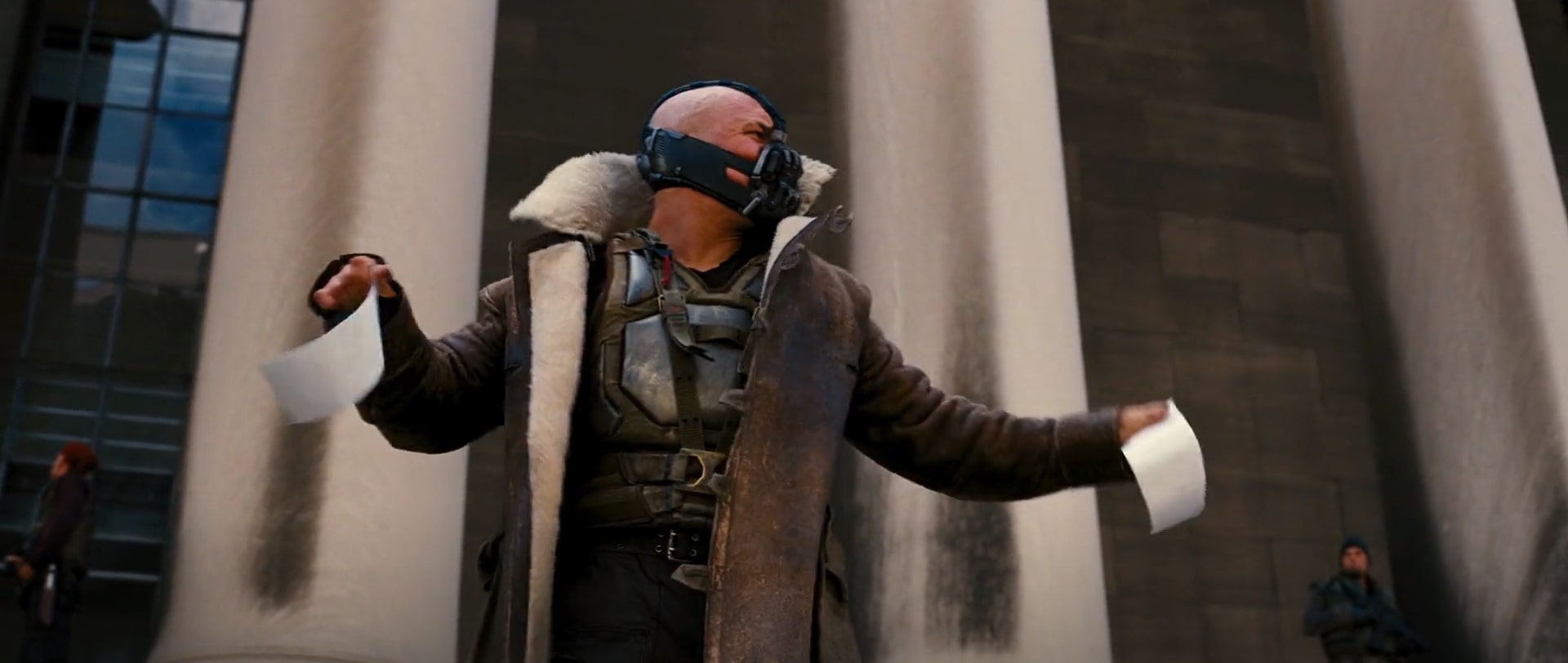 Bane’s Leather Coat From The Dark Knight Rises – Like a Film Star