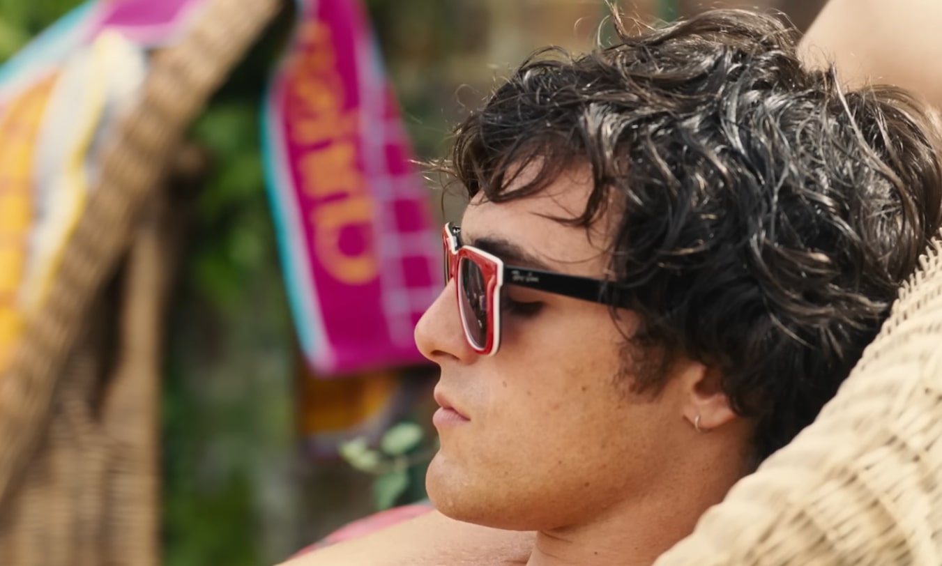 Ethan Hawke’s (Felix Catton) Saltburn Sunglasses – Like a Film Star